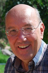 Dr David J. Powell, um eterno bem haja - Recuperar das Dependências ...